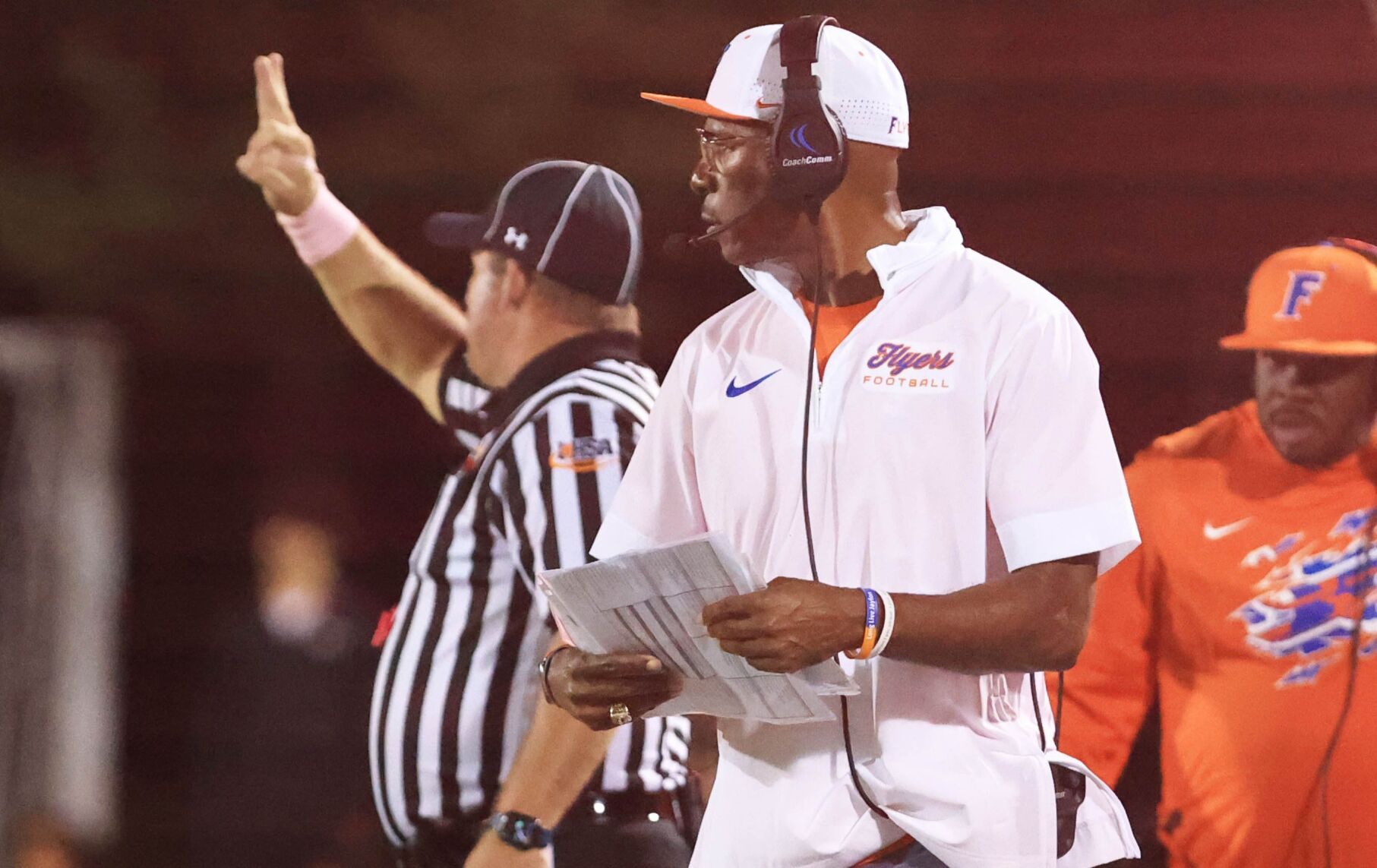 East St. Louis scores early, often on way to 11th successive win over ...