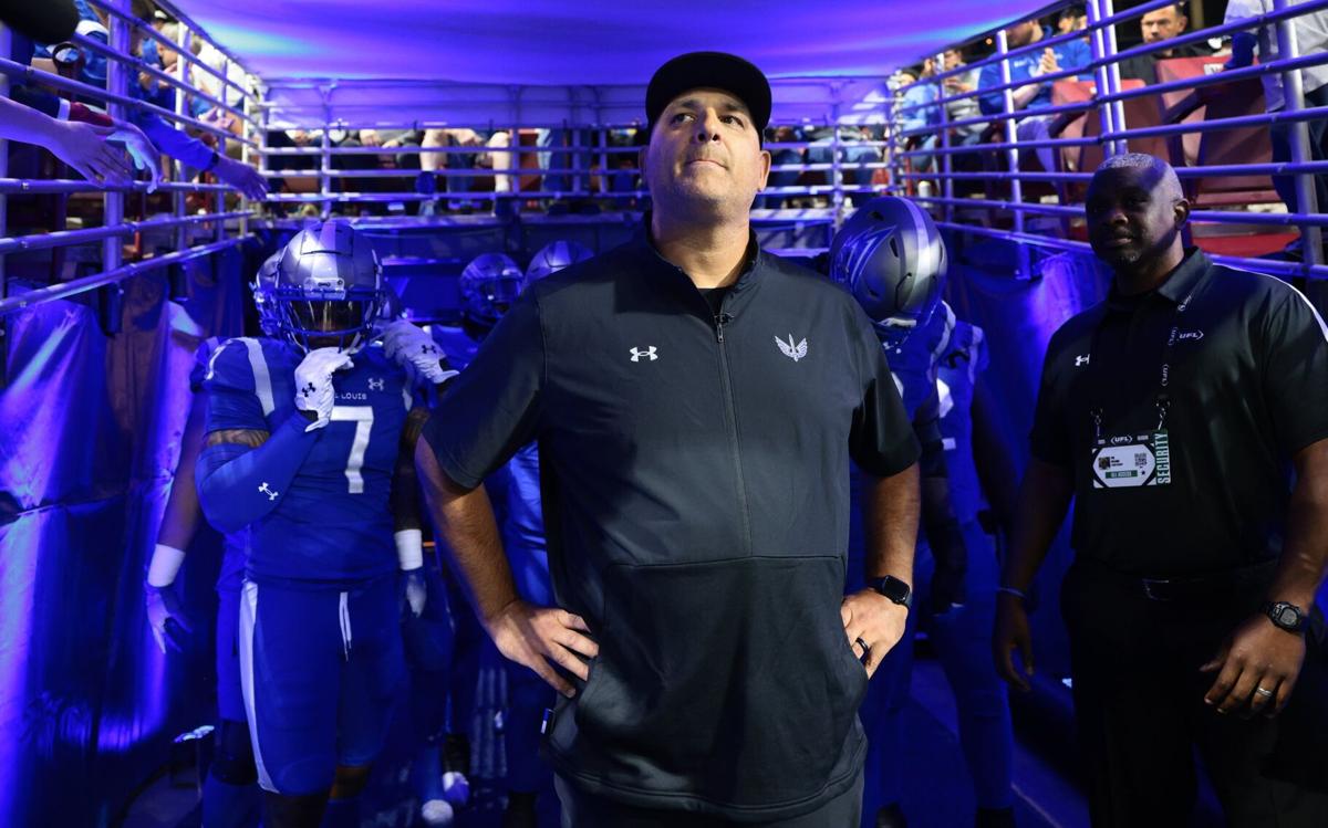 Anthony Becht leaves St. Louis Battlehawks to coach Orlando