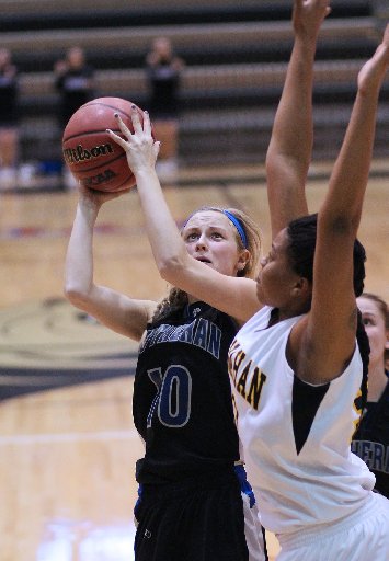 Lutheran St. Charles gets ball rolling, overwhelms Carnahan 61-32
