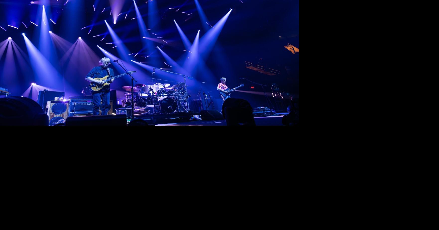 Scenes from Phish concert at Chaifetz Arena in St. Louis
