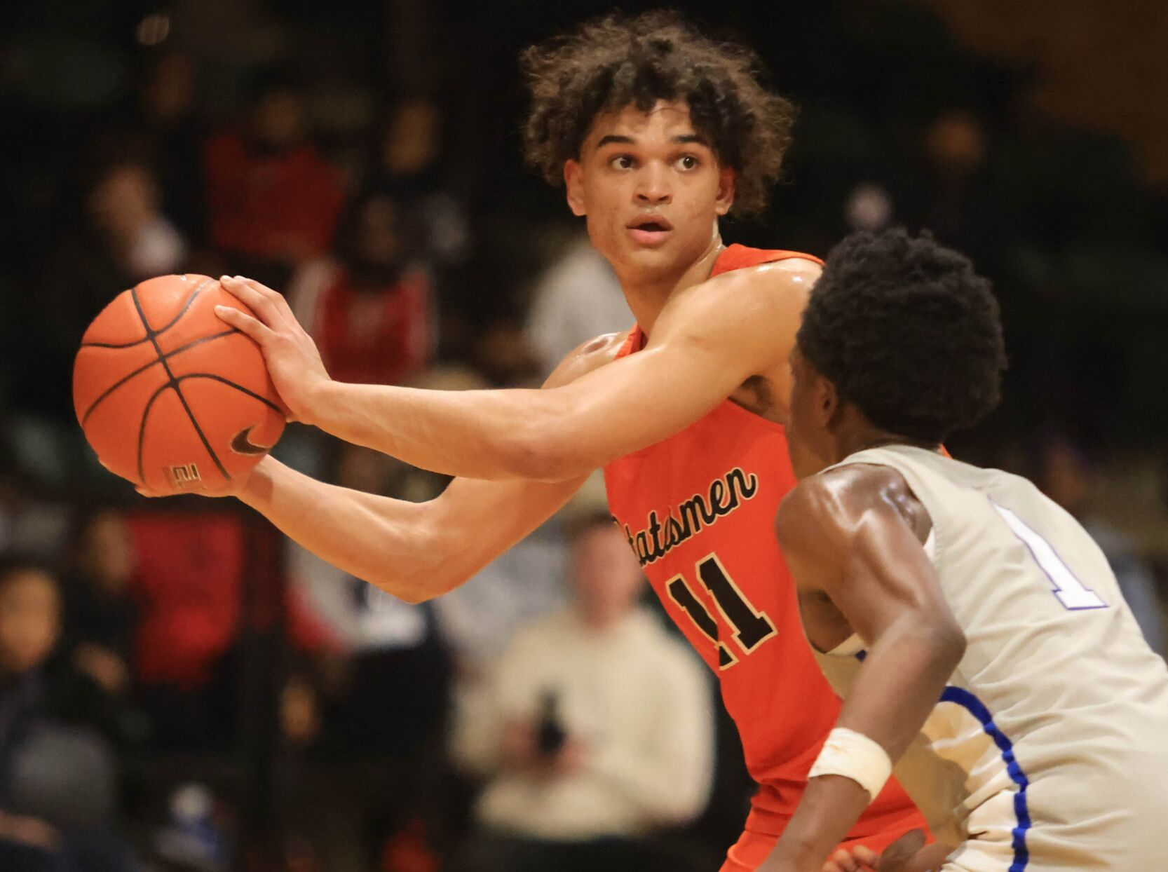Vashon uses lift from unlikely source to top Webster Groves in battle ...