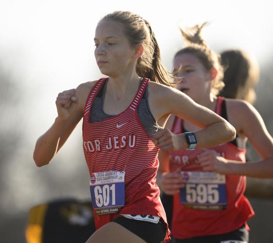 Jackson becomes St. Charles West's first girls cross country champ by ...