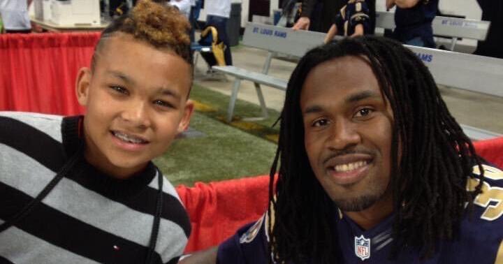 Rams Kyren Williams, Steven Jackson share emotional moment
