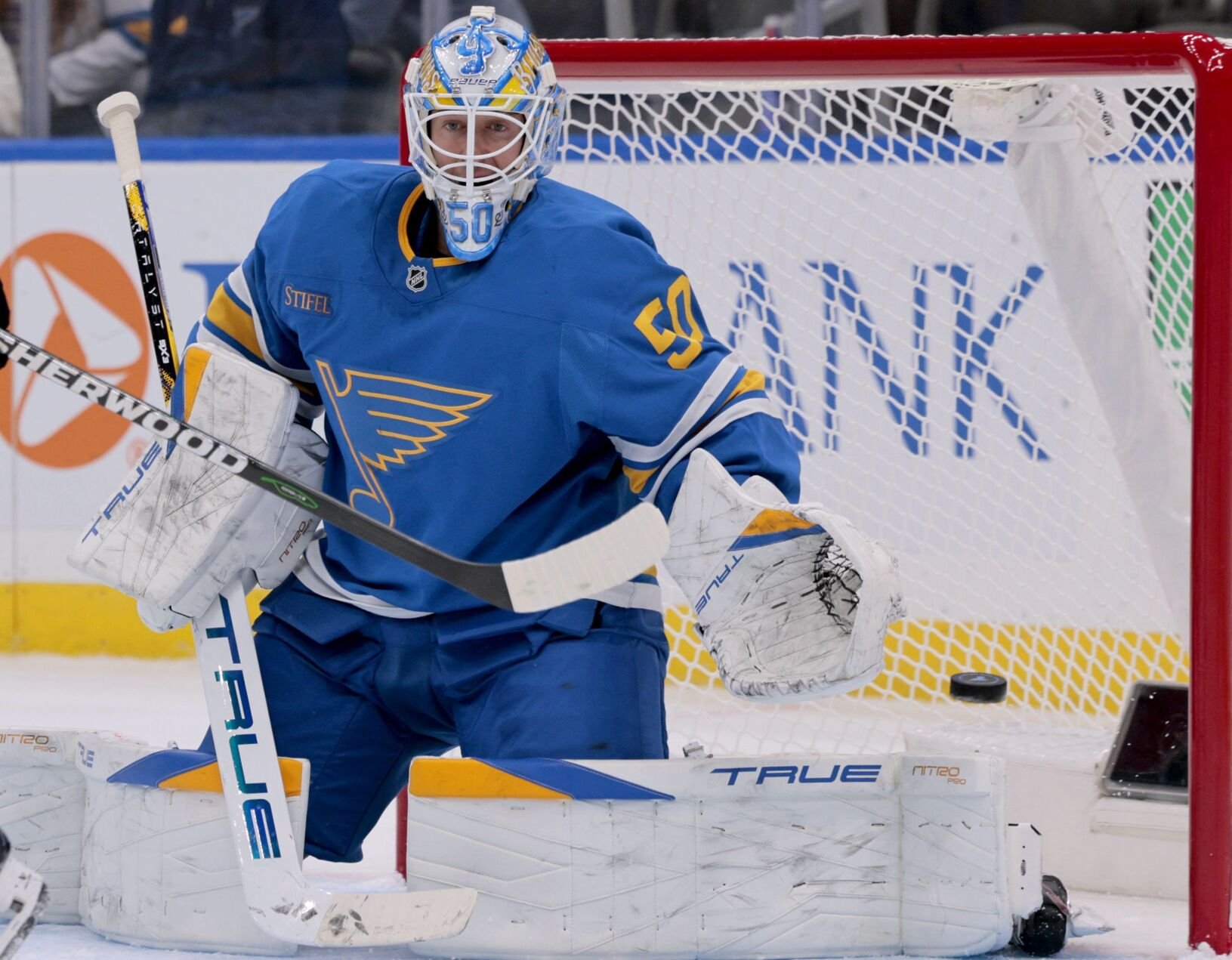 Photos: Blues lose to the Los Angeles Kings 2-1