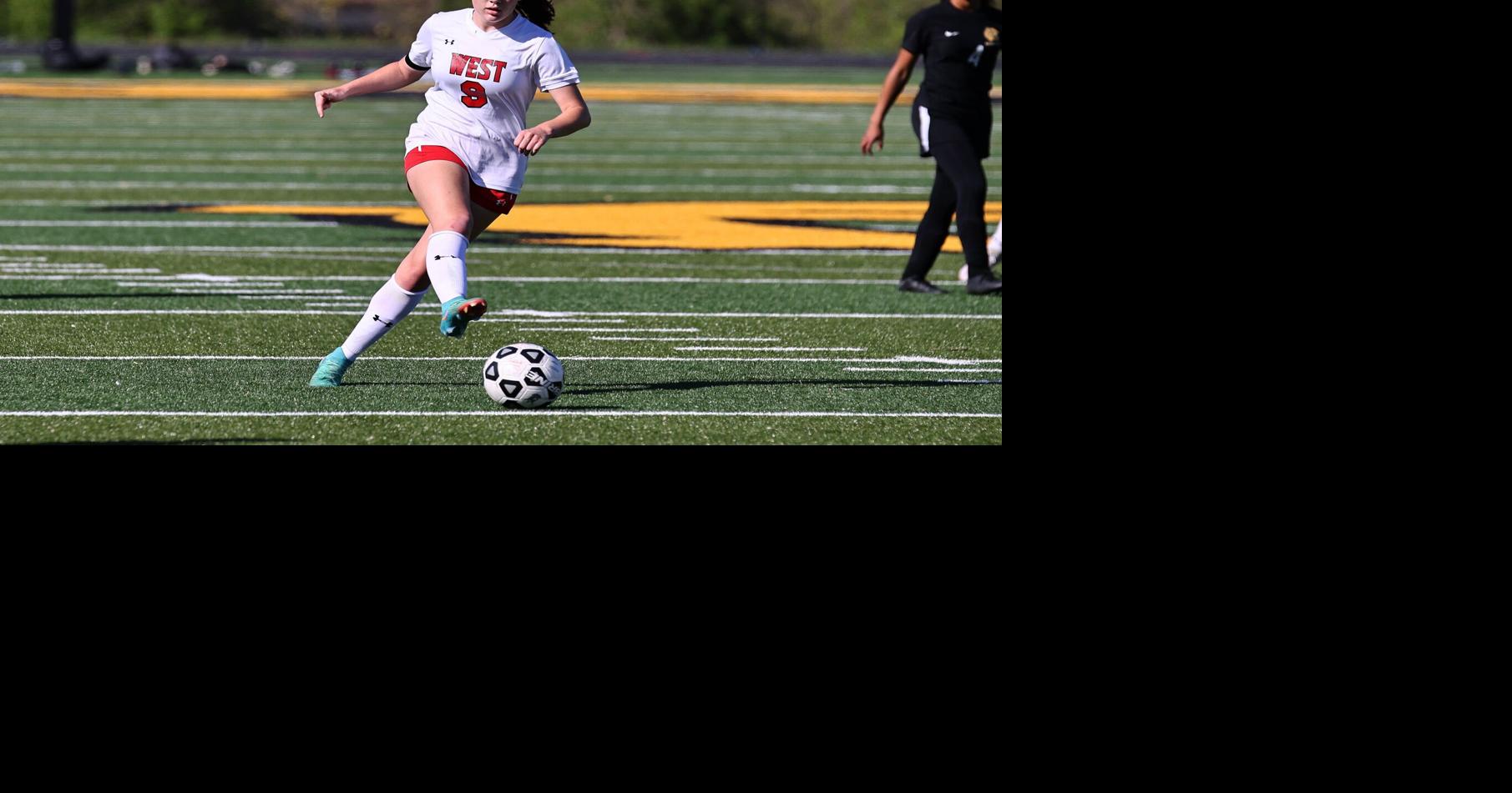 Isabelle Rogers provides spark for Hazelwood West from midfield: Girls ...