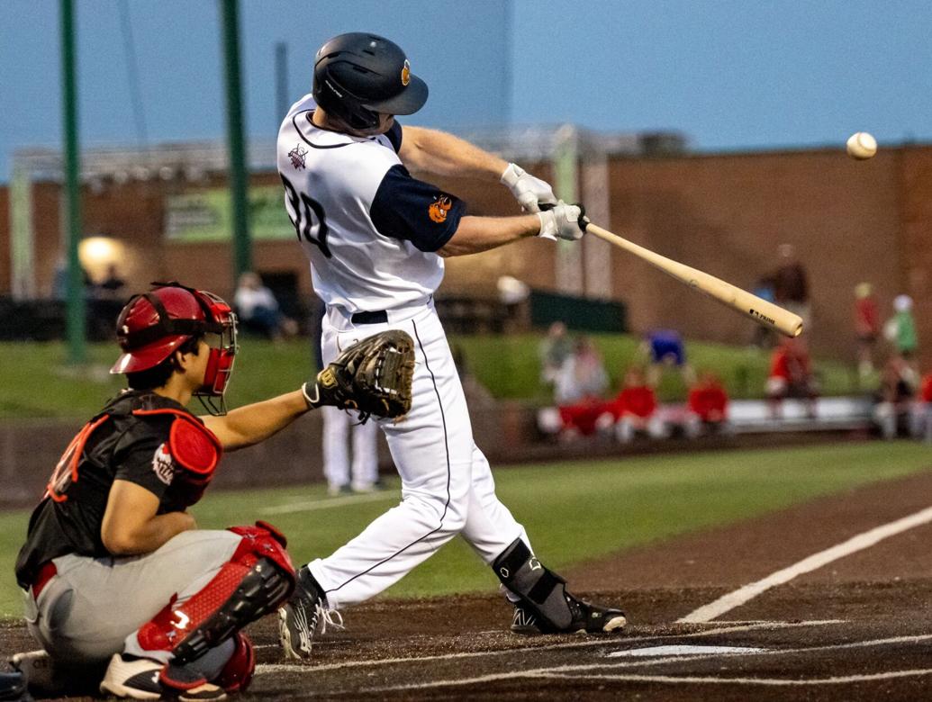 Gateway Grizzlies' Peter Zimmermann shines after MLB release