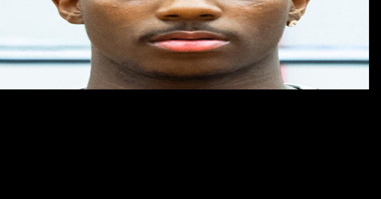 Mario McKinney Jr., senior, Vashon