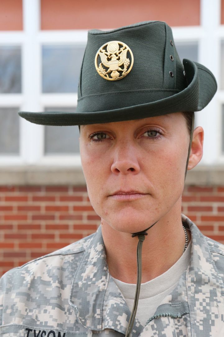 Female Drill Sergeants Train Soldiers At Fort Leonard Wood News
