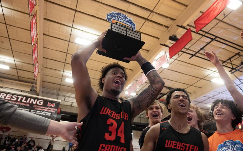 Iziah Purvey helps power Webster Groves past De Smet for Coaches vs ...