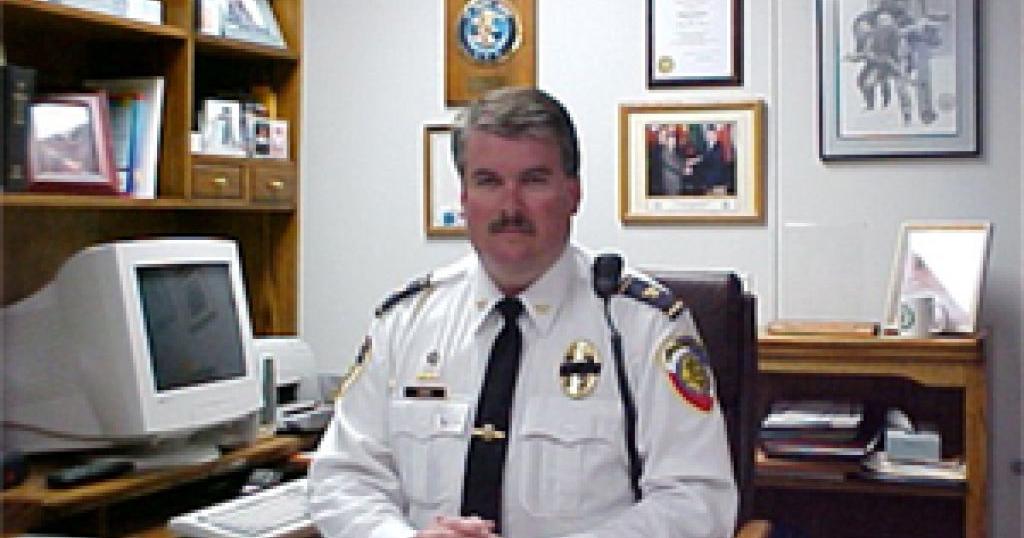 Festus officers cast 'no-confidence' vote against police chief