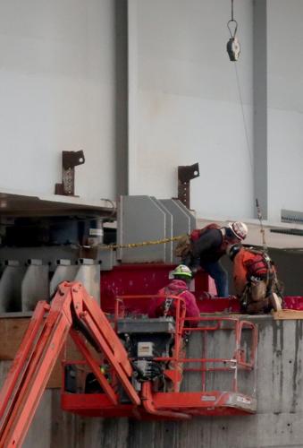 Poplar Street Bridge slide begins, on track for Monday reopening