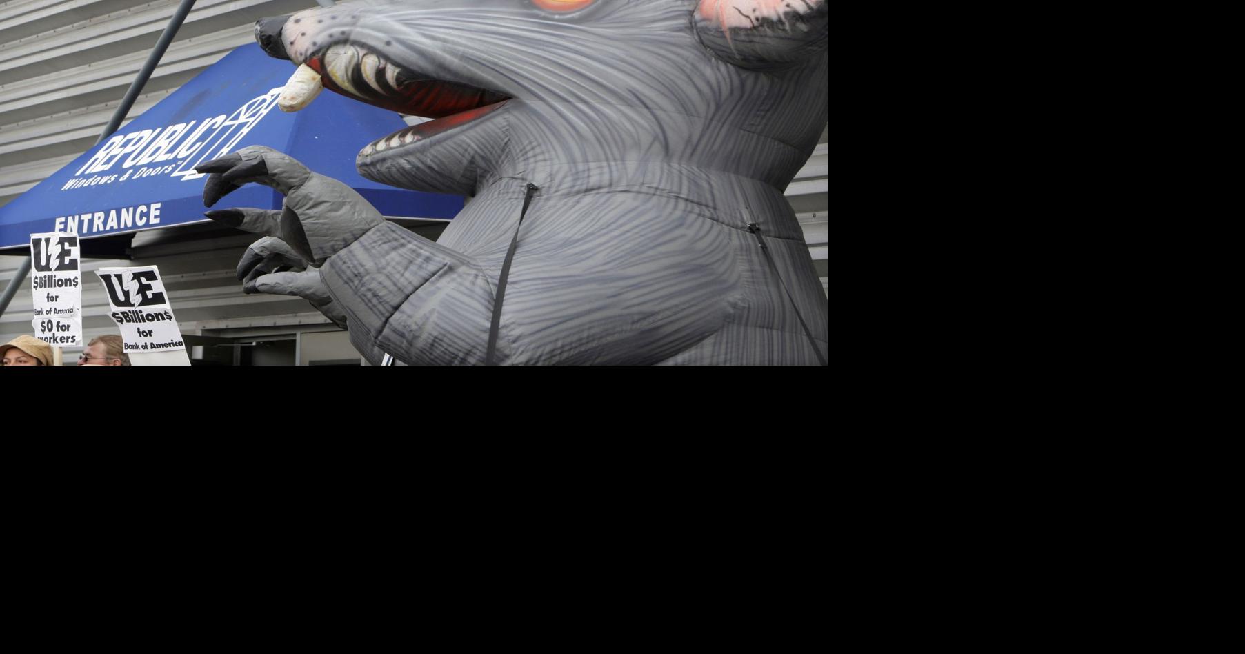 Scabby, the Chicago-born giant inflatable protest rat, spared by ...