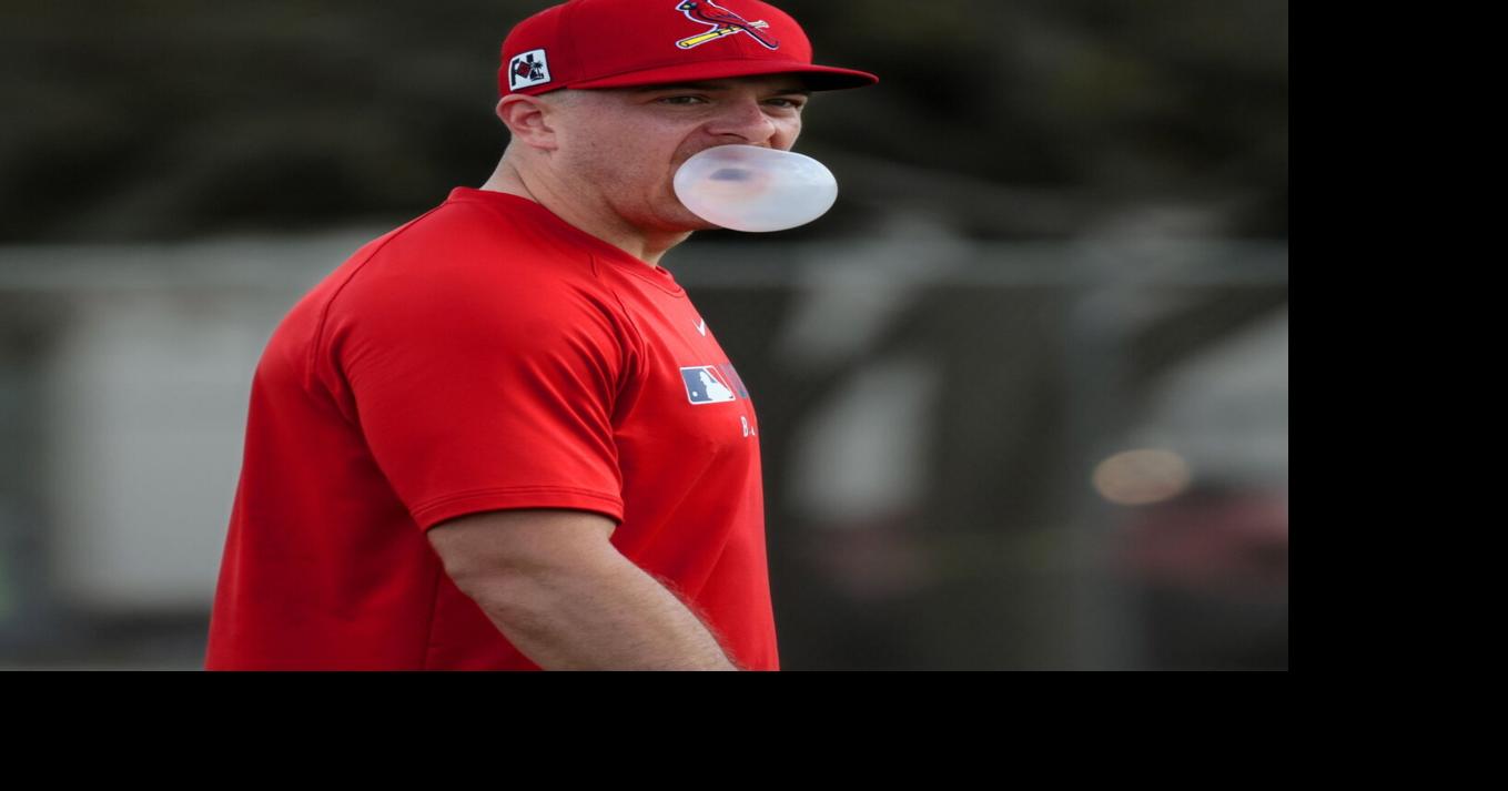 2025 Cardinals love to chomp, chew gum at spring training