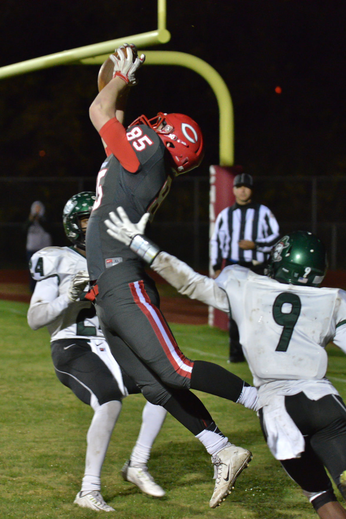 Chaminade stuns Pattonville with touchdown in final minute | High ...