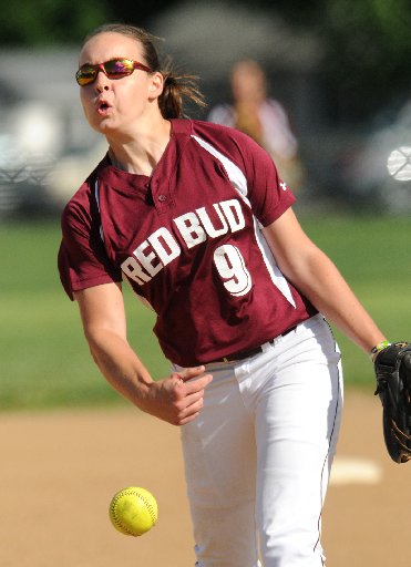 Fifth-ranked Red Bud uses big fifth inning to knock off No. 1 Columbia