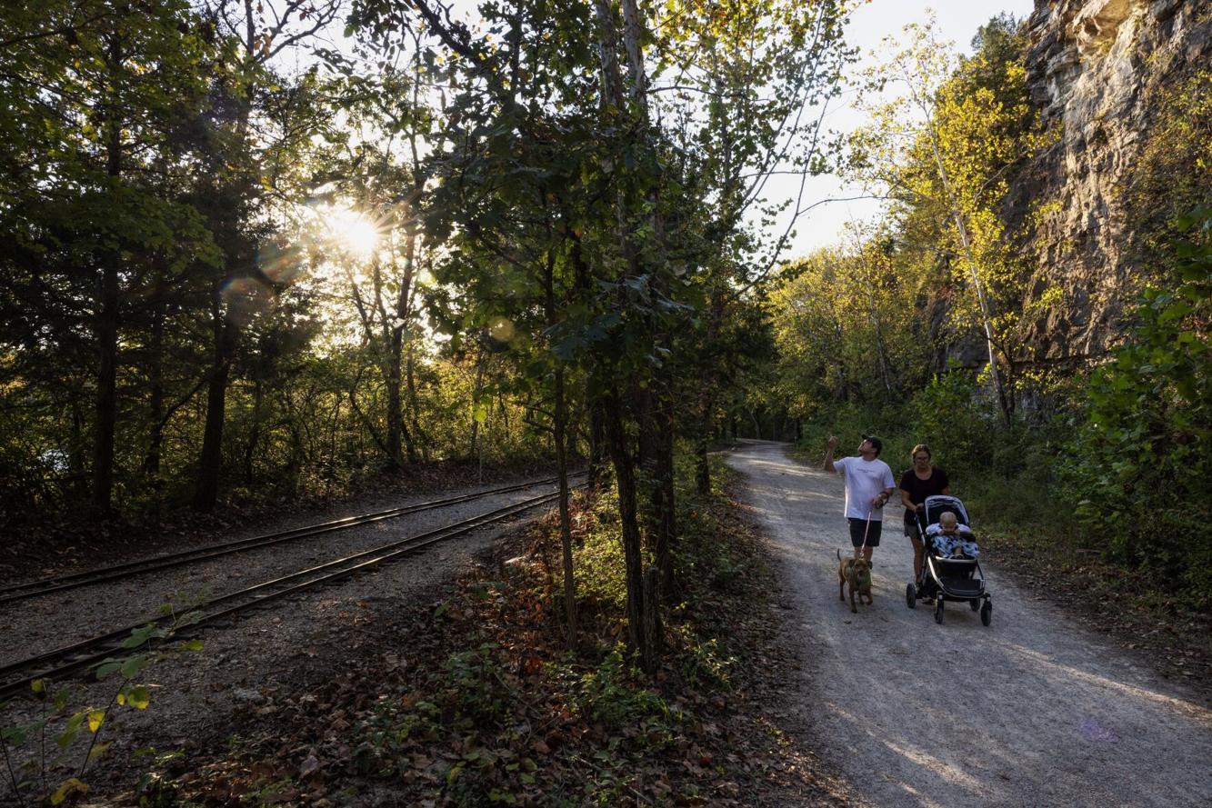 10 off-the beaten path fall hikes in the St. Louis area
