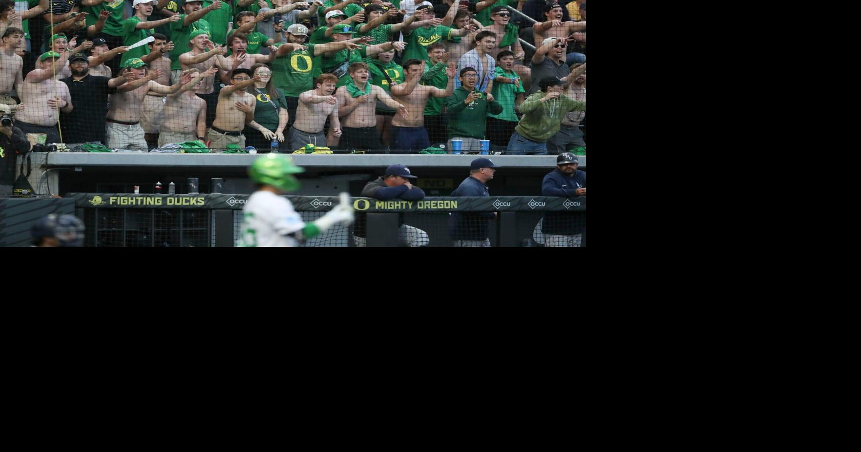 Oregon rallies from 8 runs down to beat Oral Roberts