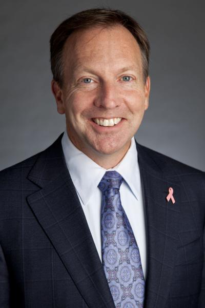 4. Stephen MacMillan