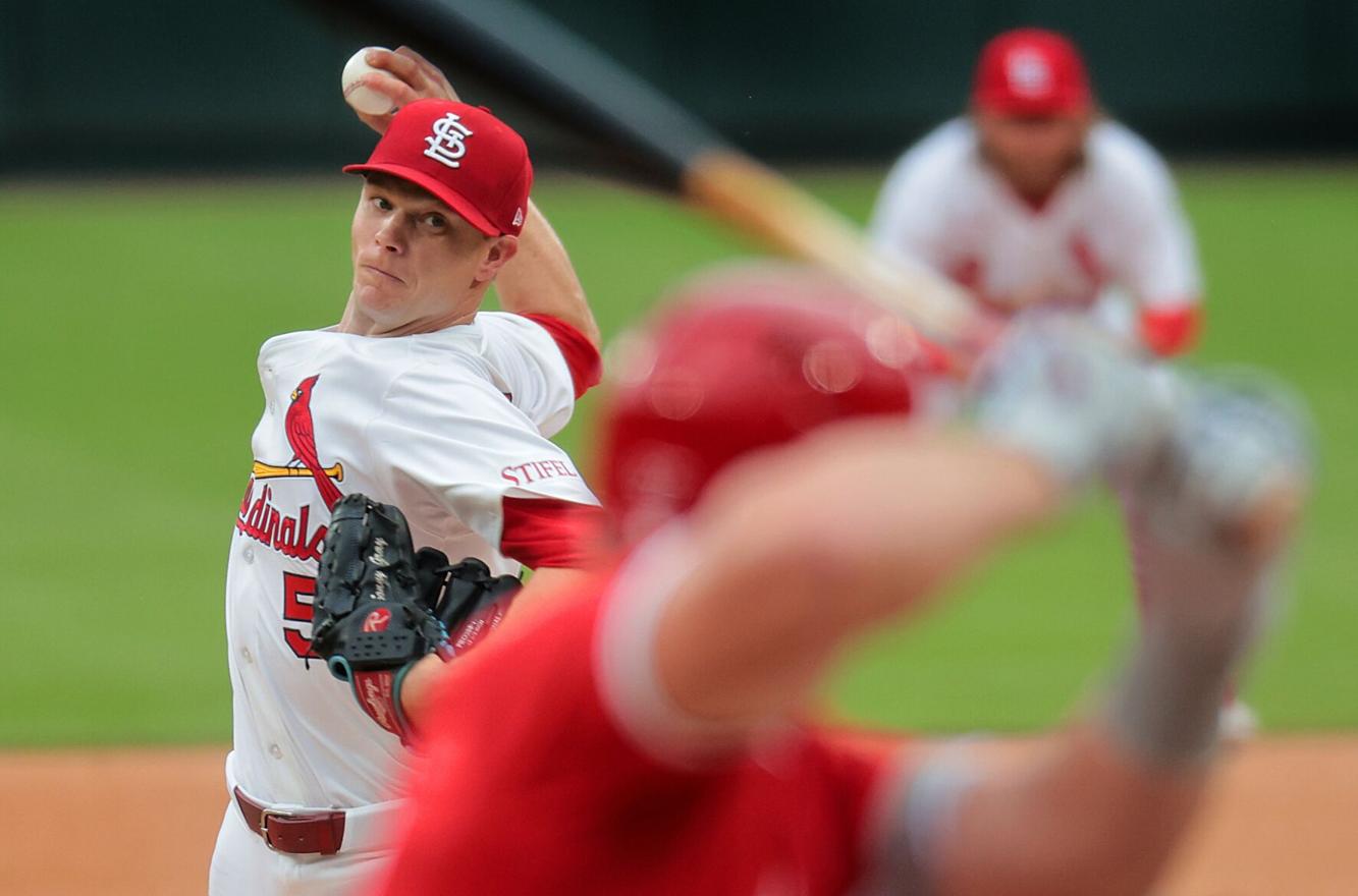 Behind sparks from Winn, Contreras, power from Herrera, Cardinals avoid ...