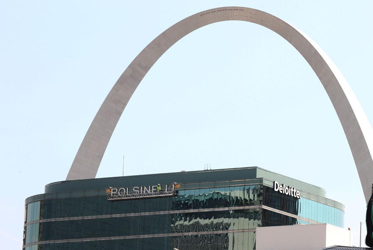 Polsinelli adds name to downtown building