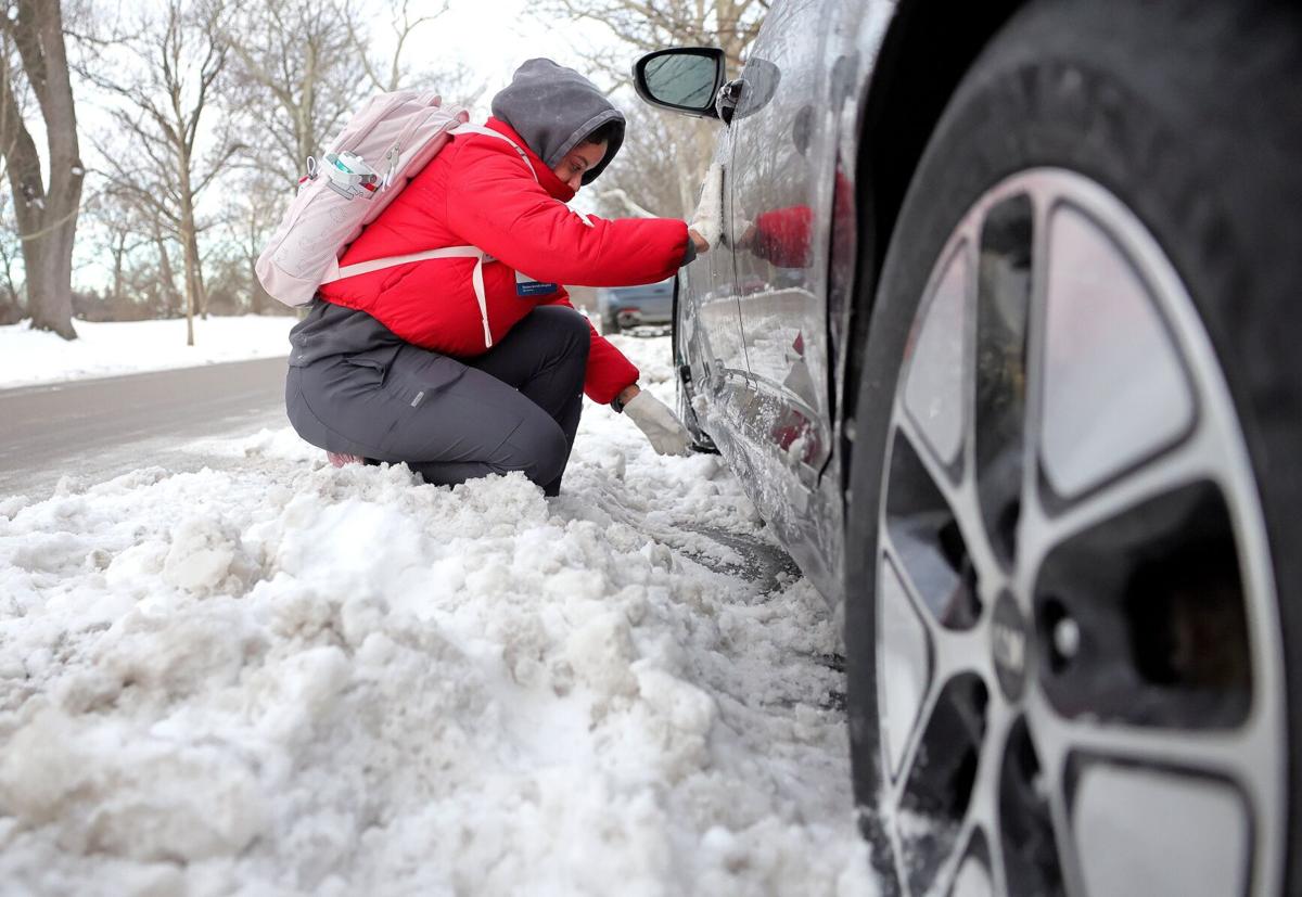 Holleman: What a difference 1 year, and a new snow storm, make in St ...