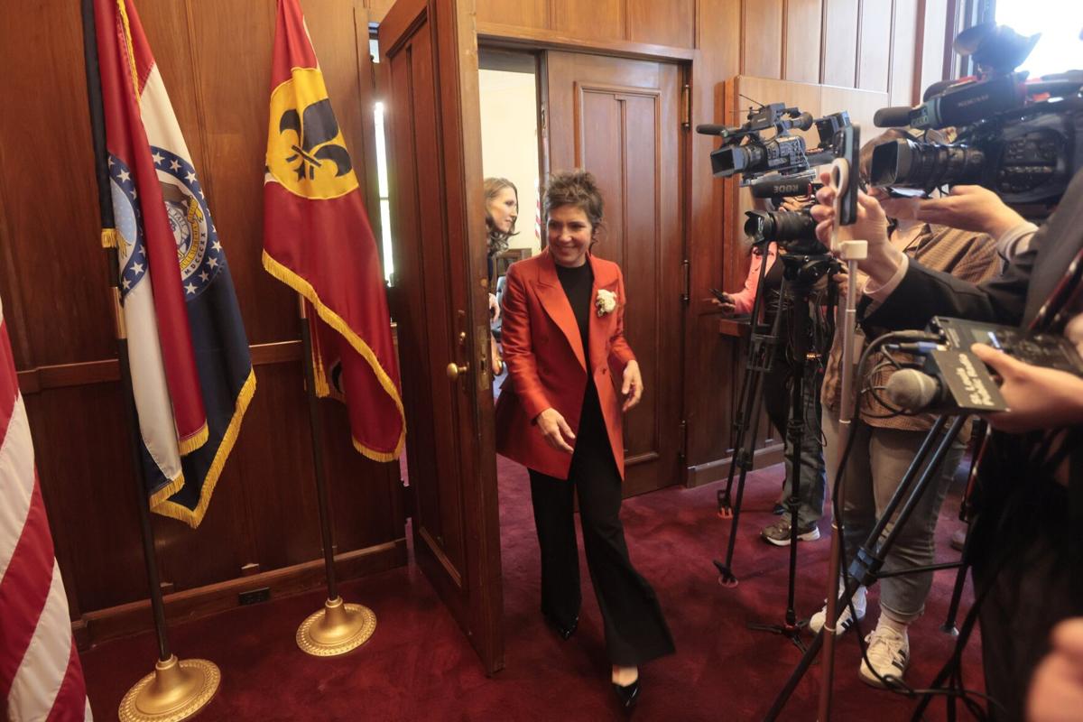 Cara Spencer, sworn in as mayor, has plan to fix St. Louis