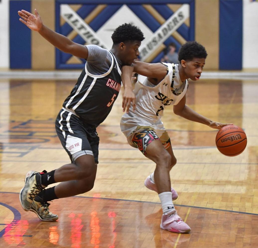 Southern Illinois Classic Series: Sacred Heart-Griffin 65, Chaminade 51