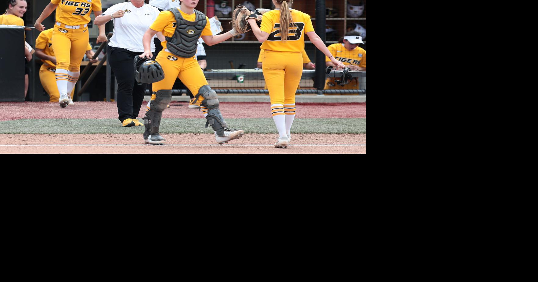 Mizzou softball embraces new heavyweight role heading into super ...