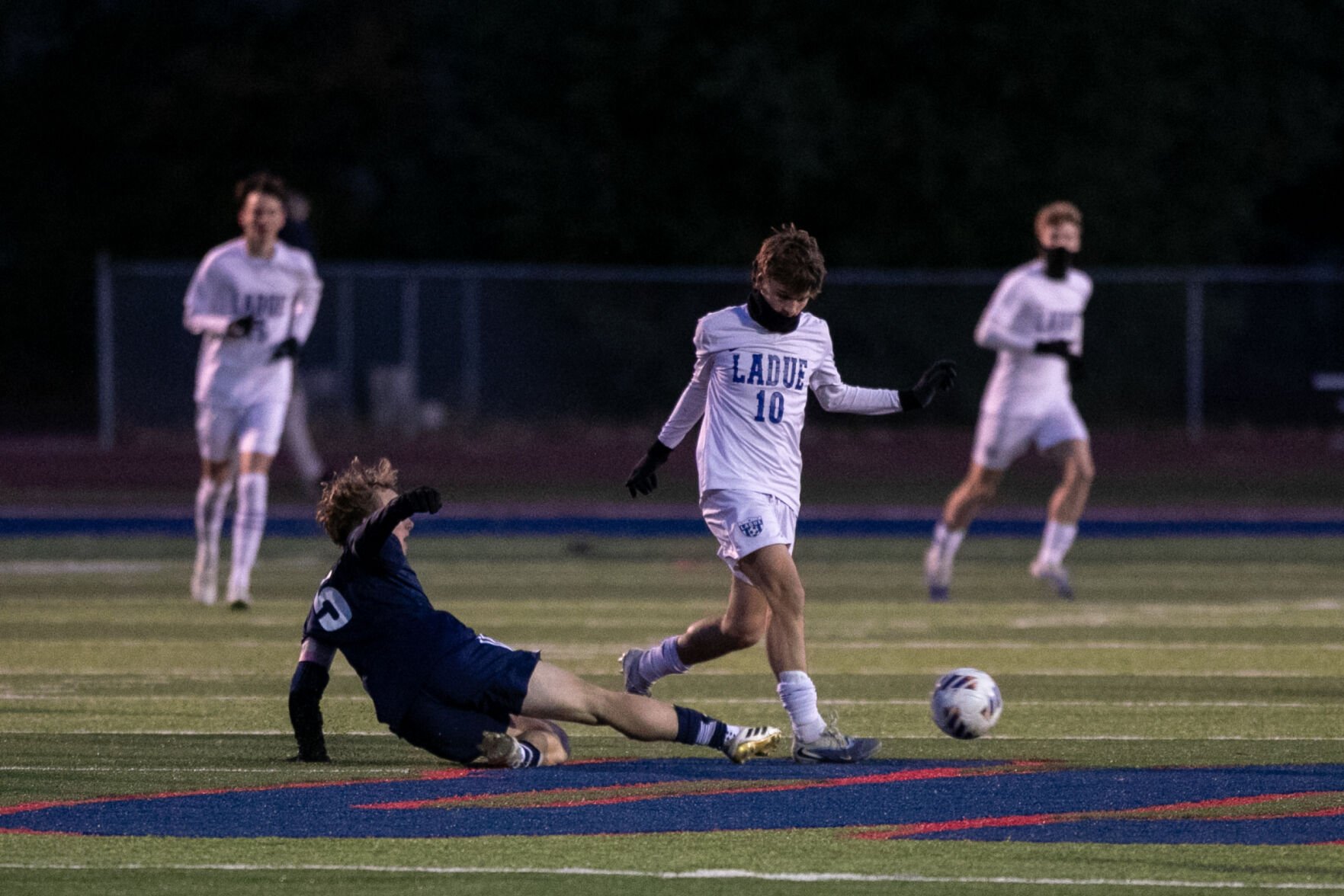 SLUH edges Ladue in district final between defending state champions