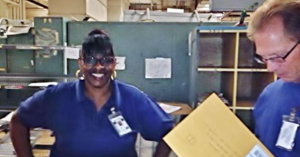 Change in Post Office closing time causes confusion for last-minute ...