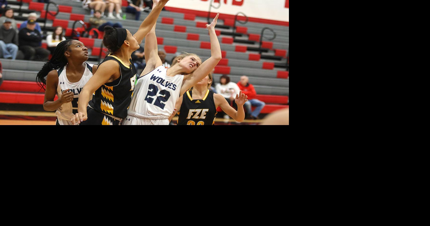 Winfield Tipoff Classic, championship: Timberland 34, Fort Zumwalt East 27