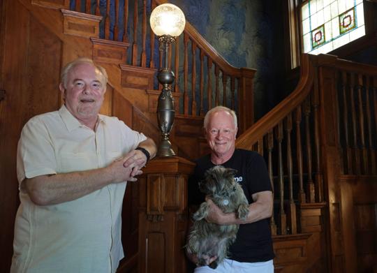 Photos: At home with James Kennett and Ken Koonce in the Parkview ...