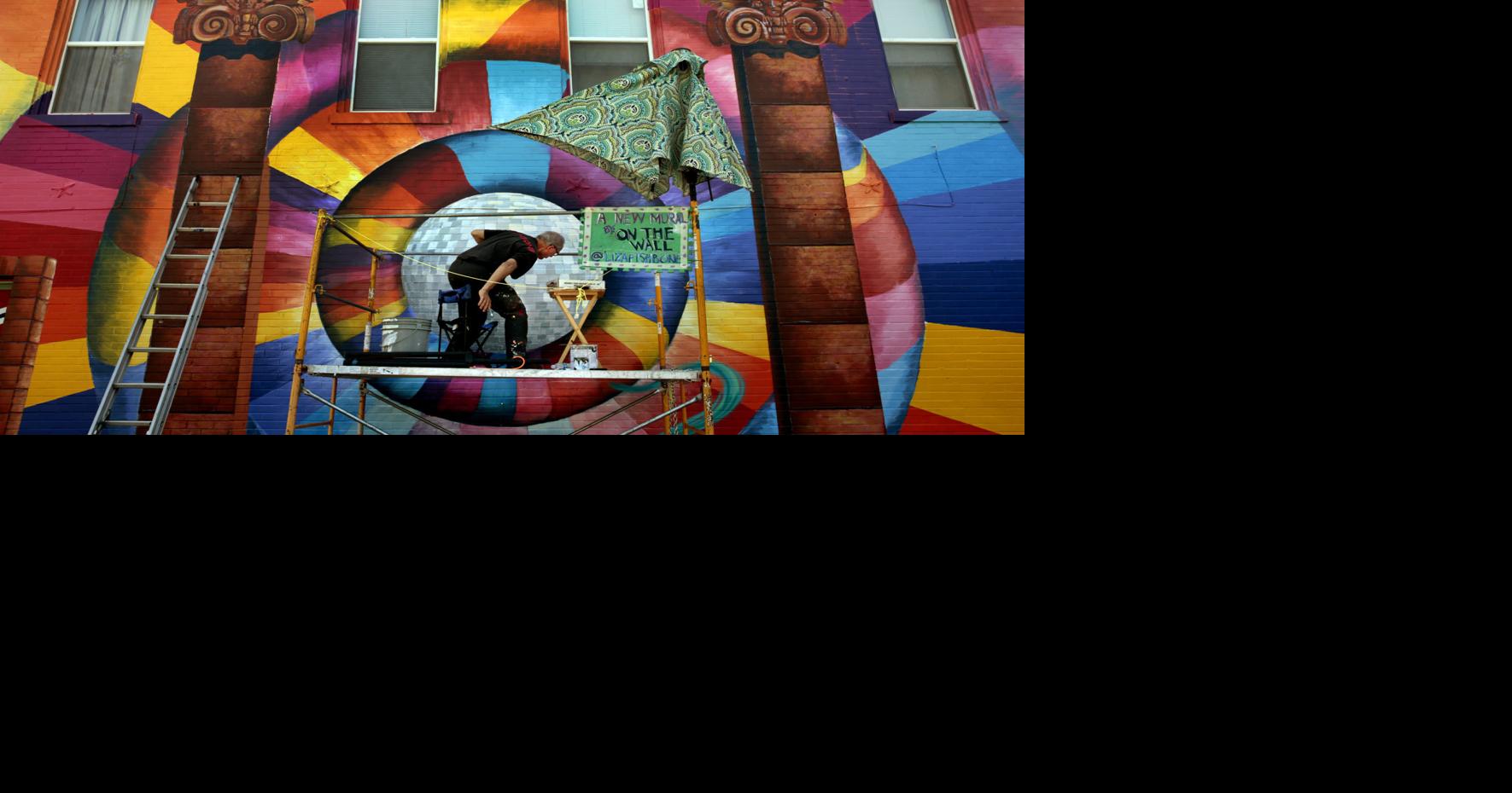 Artist celebrates 50 years of making murals in St. Louis