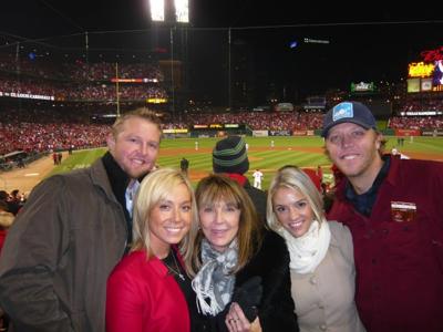 Tipsheet: Shelley Duncan soldiers on