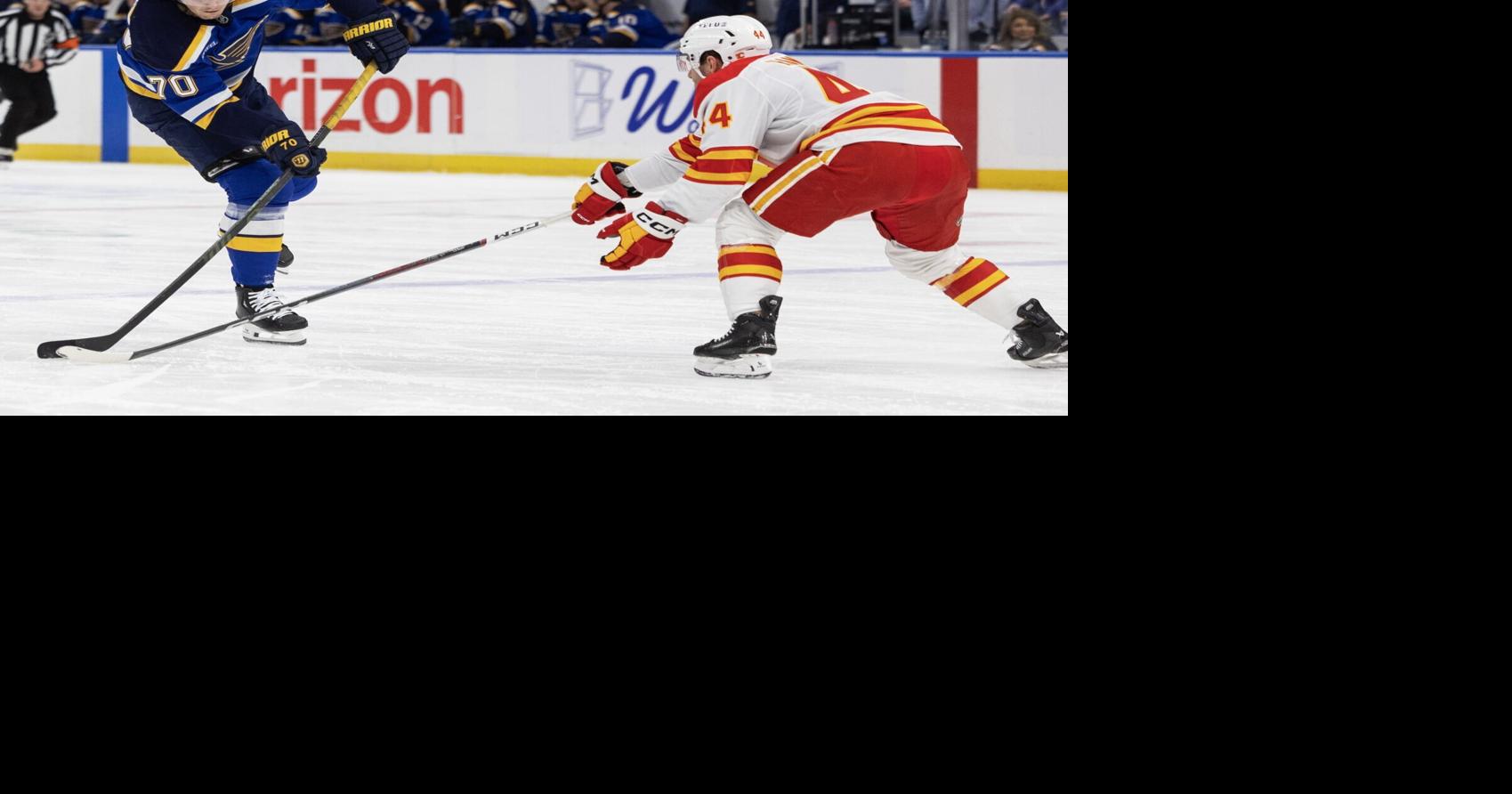 Blues forward Sundqvist to make season debut vs. Utah