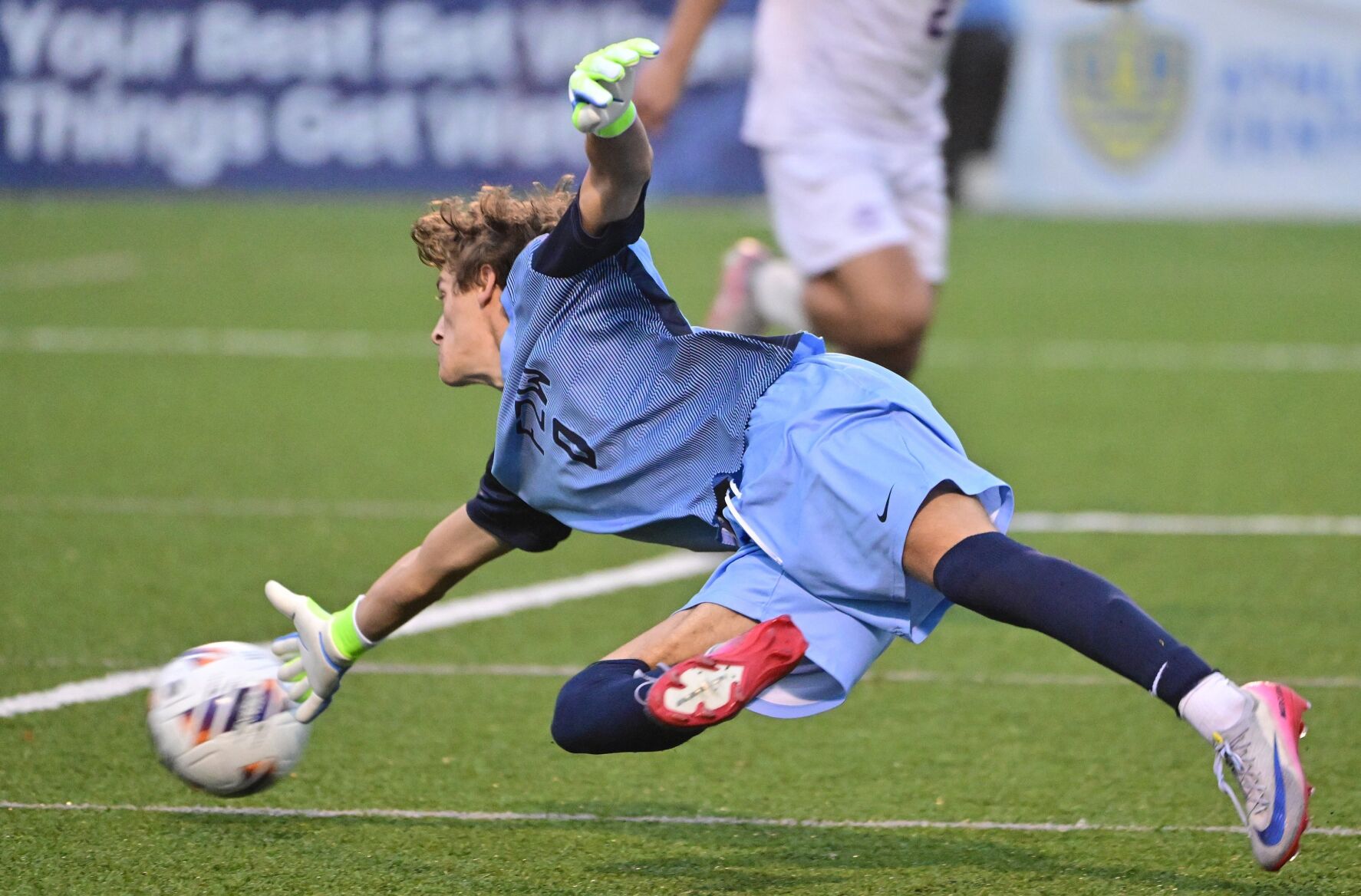 SLUH makes one goal stand up in Class 4 boys soccer state semifinal win ...