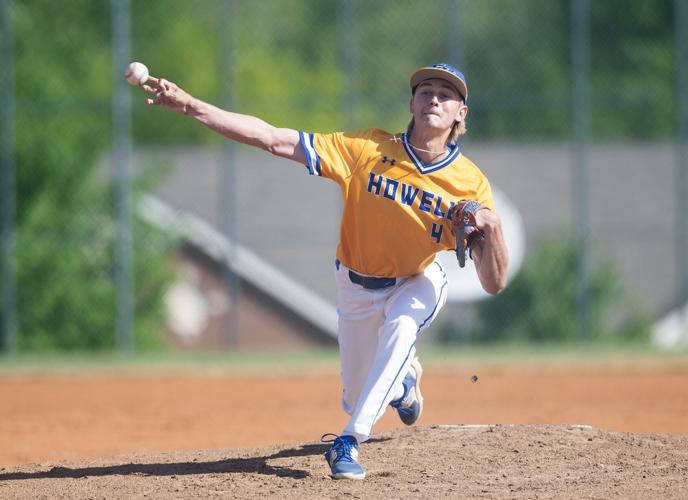 Alex Bryan pitches Howell past Fort Zumwalt West