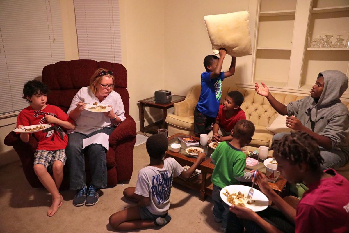 At 'safe houses,' homeless women and their families get reprieve from ...