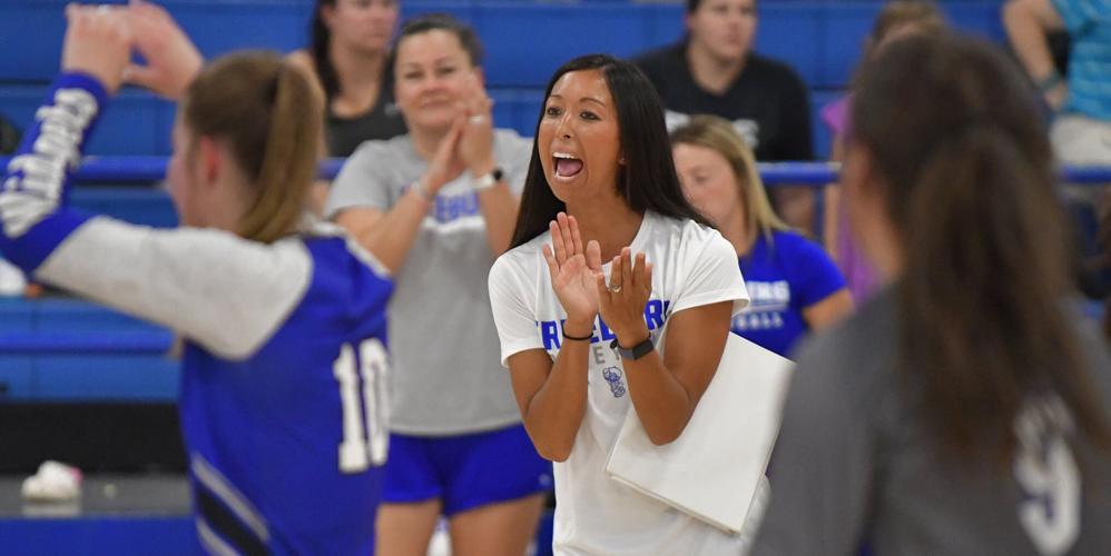Freeburg has good mojo in season-opening sweep of Waterloo