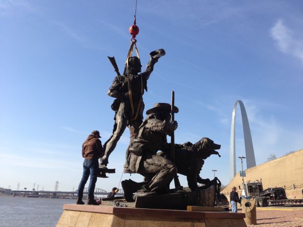 Lewis & Clark statue moved from riverfront | Joe's St. Louis | stltoday.com