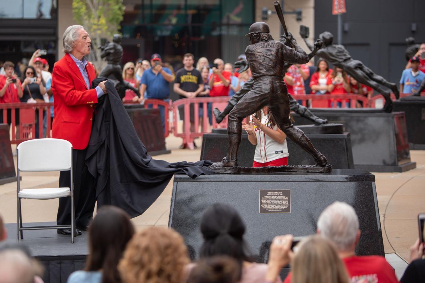 Photos: Ted Simmons statue unveiled before induction into Hall of Fame
