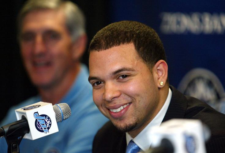 See Deron Williams, Mannie Jackson show up for Illinois vs. Rutgers ...