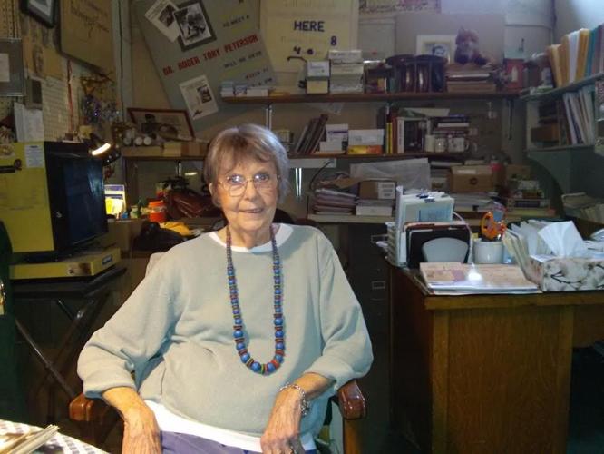 Half-century-old Webster Groves Bookshop is closing