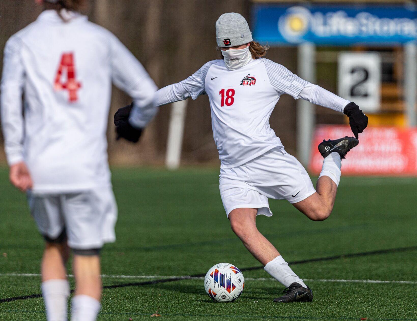 Rickman scores late to propel Borgia over DuBourg in Class 1 semifinal