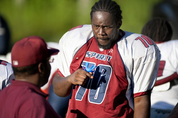 For St. Louis semipro football team, victory is not measured in yards