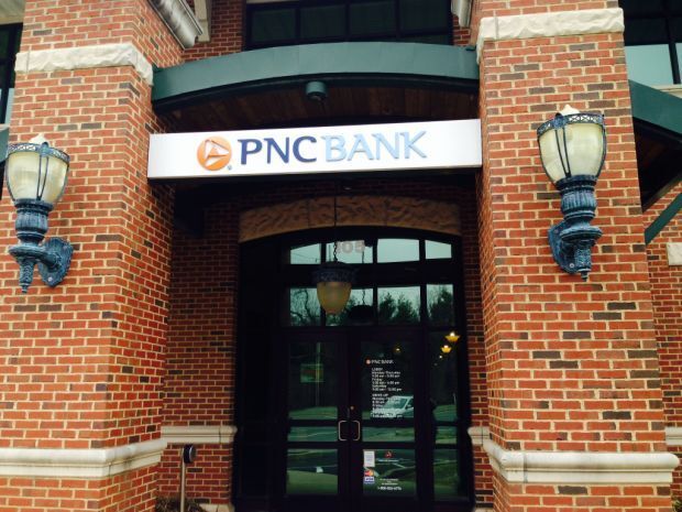 Teller lines cut, tablets added at 2 PNC branches in St. Louis County