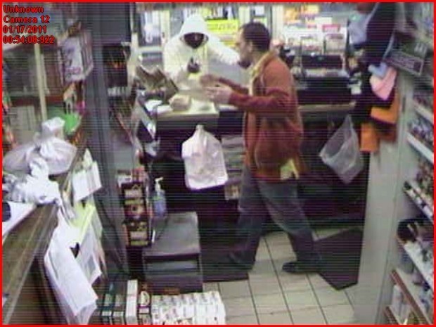 Police investigate gas station robbery in St. Louis