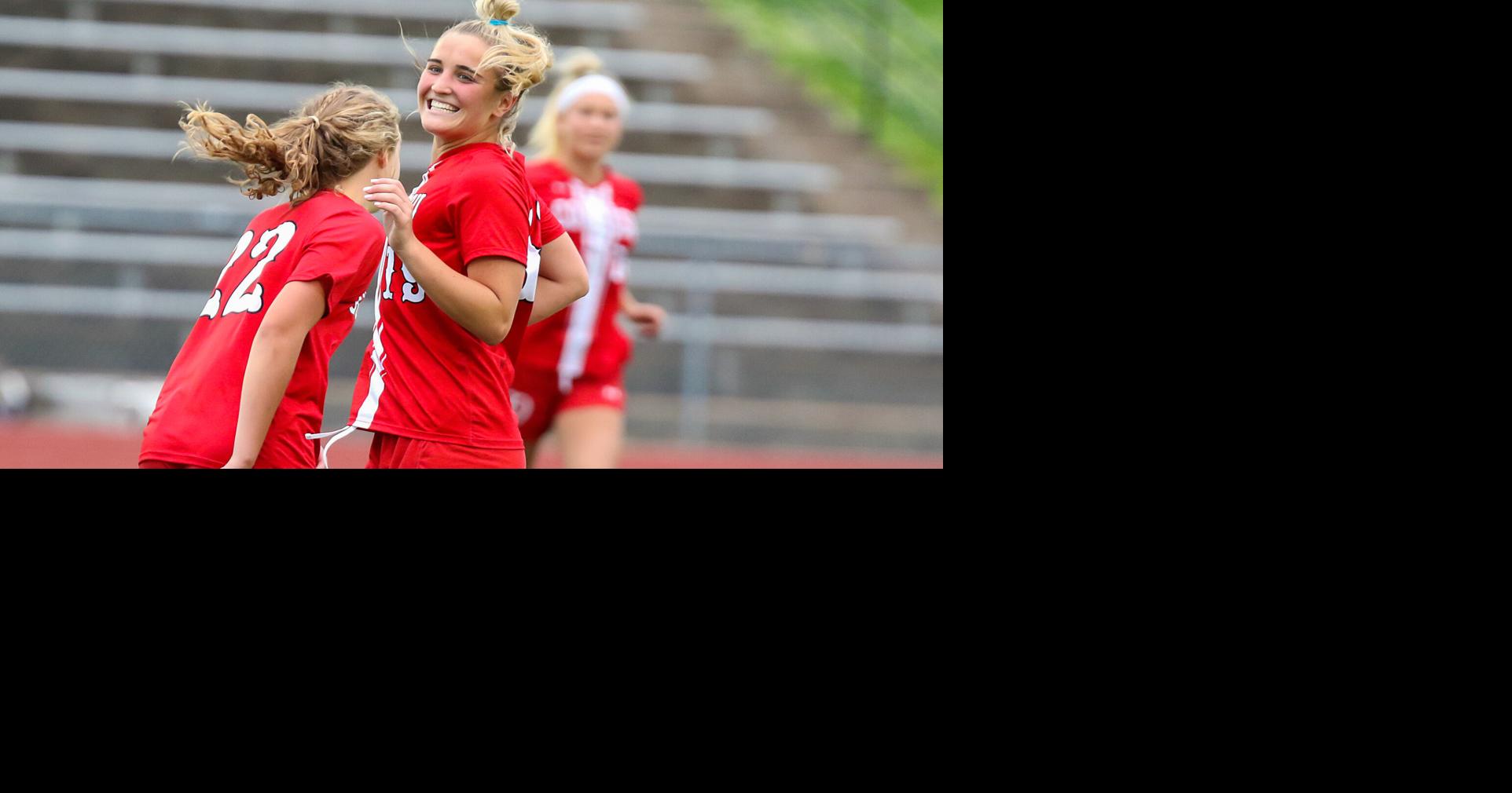 Cor Jesu uses early scoring barrage to roll past Fox