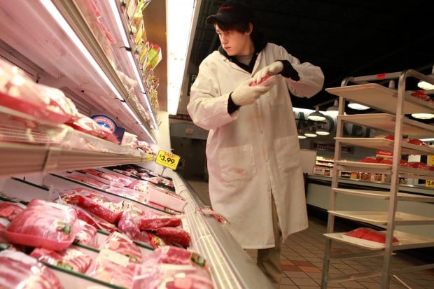 After two strike threats, Schnucks counter workers agree to new contract