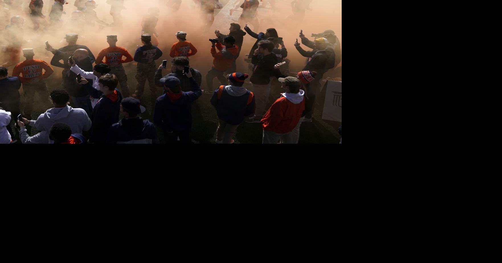 The Athletic's Ari Wasserman says Illinois football 'has MAC-level talent'